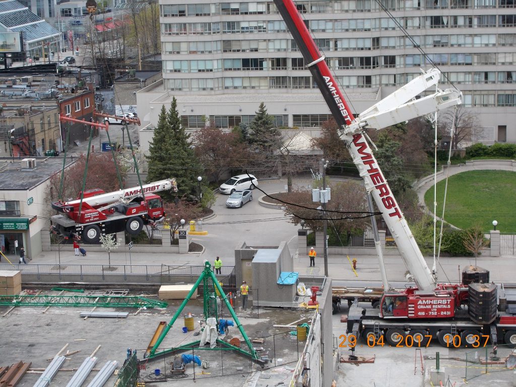 Crane Rental – Amherst